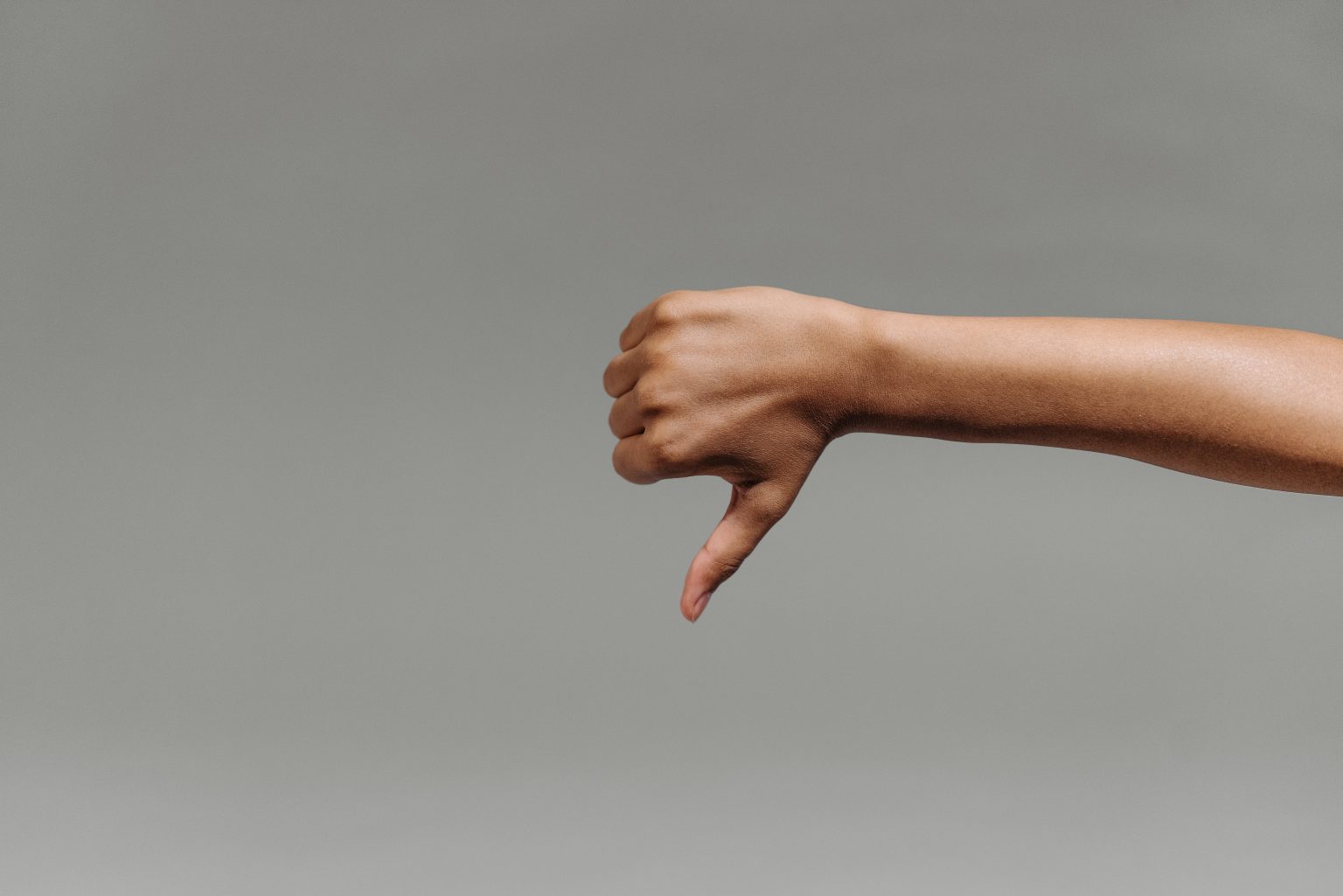 Up to 20 Diving Hand Signals You Should Know Underwater
