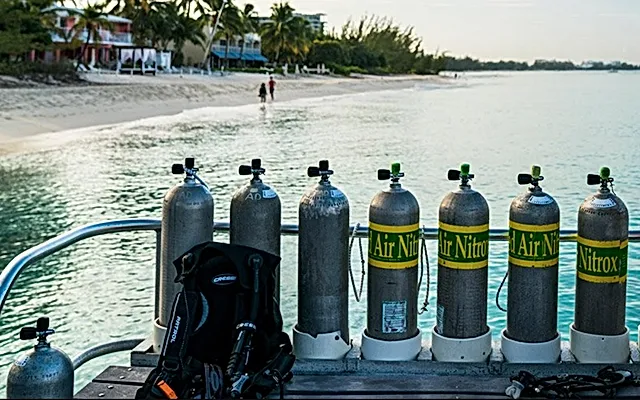 Nitrox in Scuba Diving: Extended Bottom Times and Enhanced Safety