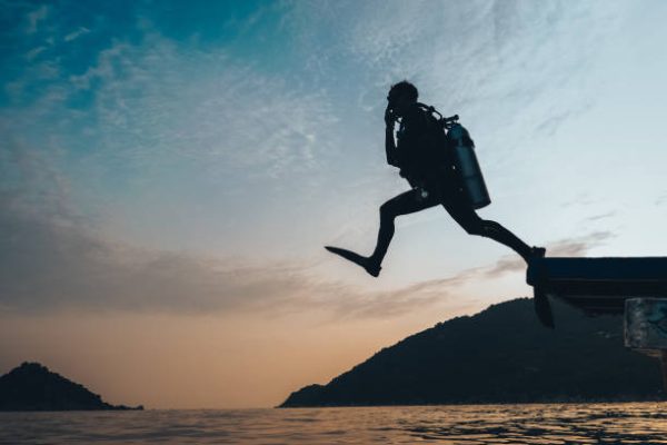 Scuba Tanks 101: A Diver’s Essential Handbook
